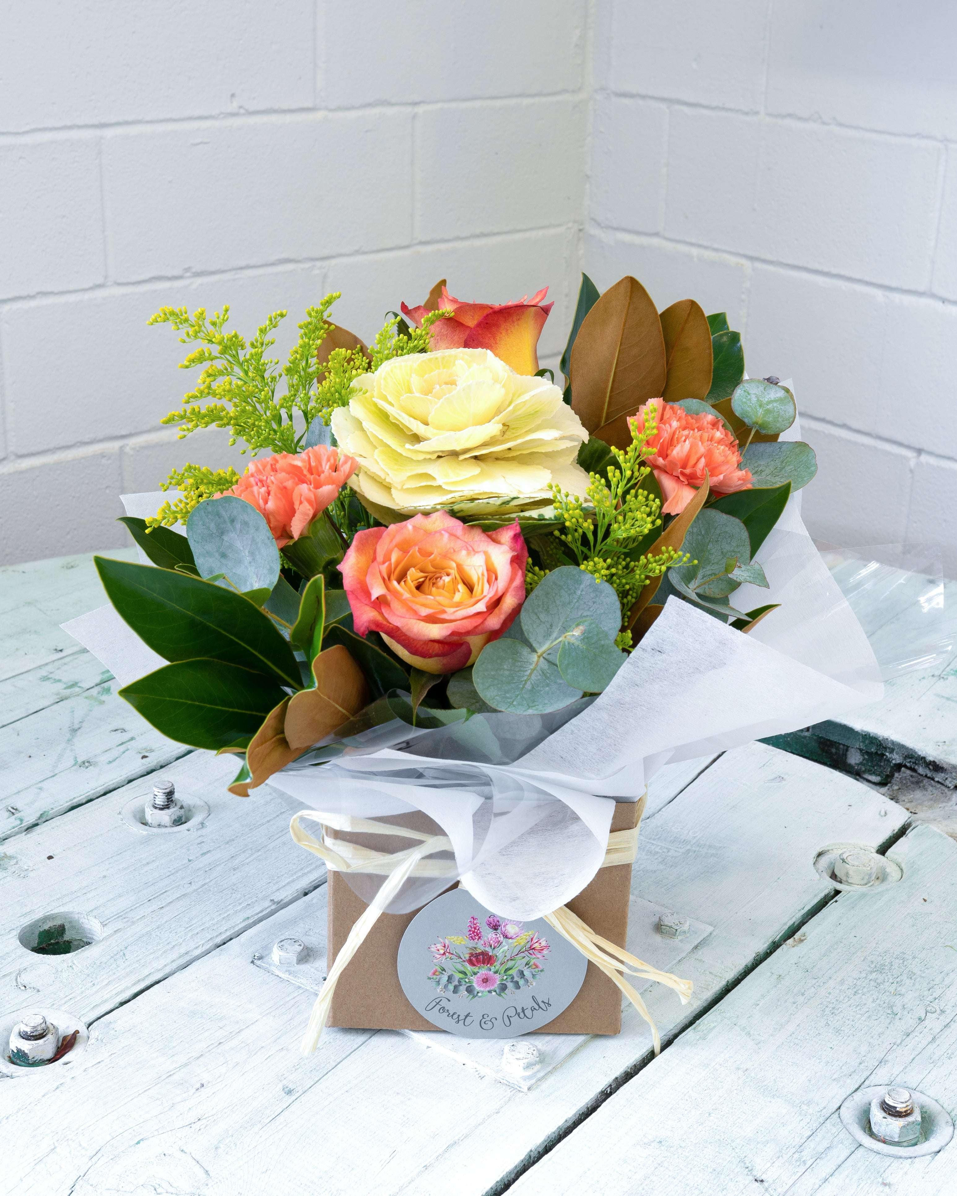 Florist Choice Seasonal | Boxed arrangement | Same day delivery ...